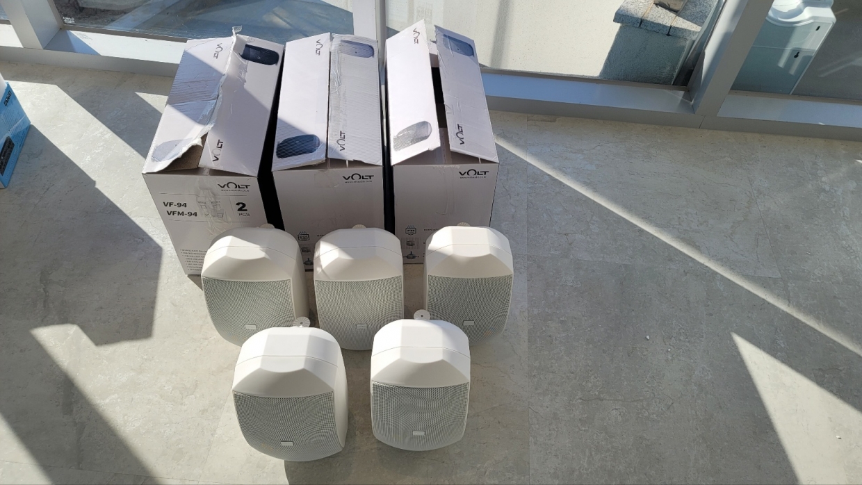 경남 창원시 진해구 OOU(오오유) 진해점 대형 카페 실내,외 스피커 음향 시스템 설치 – AVTEAM